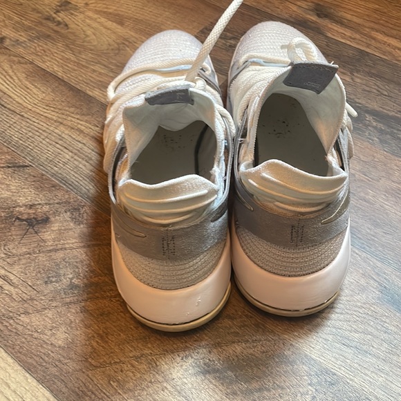 Nike | Shoes | Nike Kd Still Kd Sz 9 Kevin Durant | Poshmark